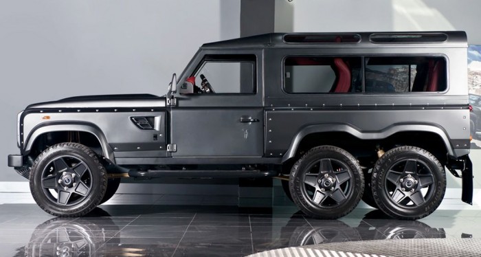 Kahn Design Creates Outrageous Six-Wheeled Land Rover