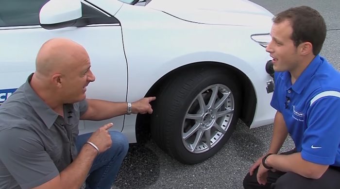 5 Warning Signs to Save Your Life and Tires