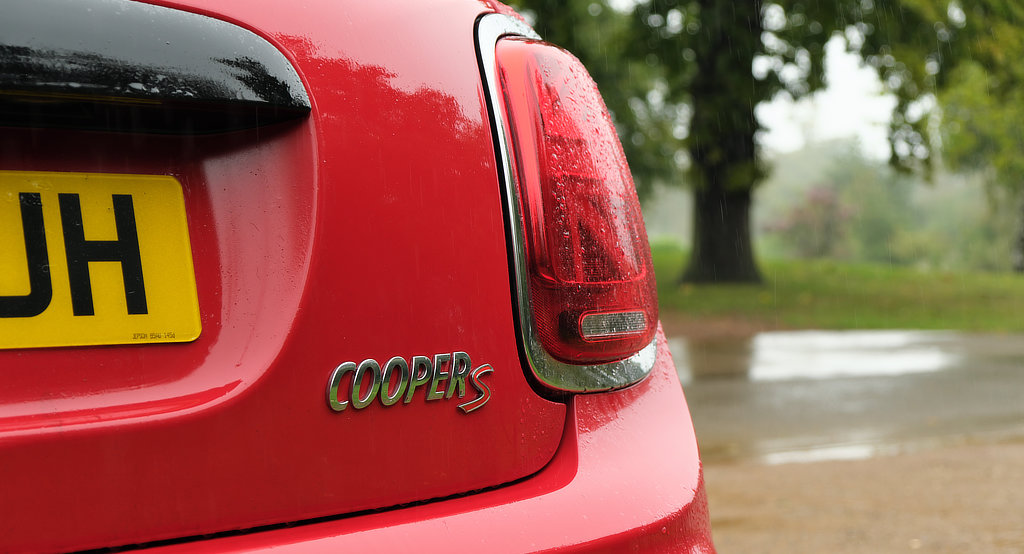Mini Cooper S 2020 Review - A Daily Car Blog Review